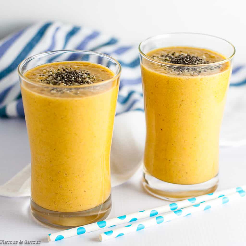 Clean-Eating Tropical Turmeric Smoothie - Flavour and Savour