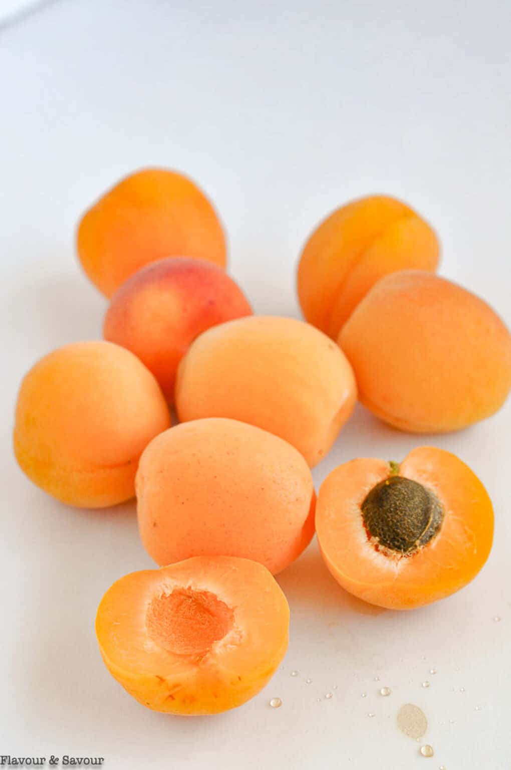 Fresh Apricots with Goat Cheese and Lavender Honey|Flavour and Savour