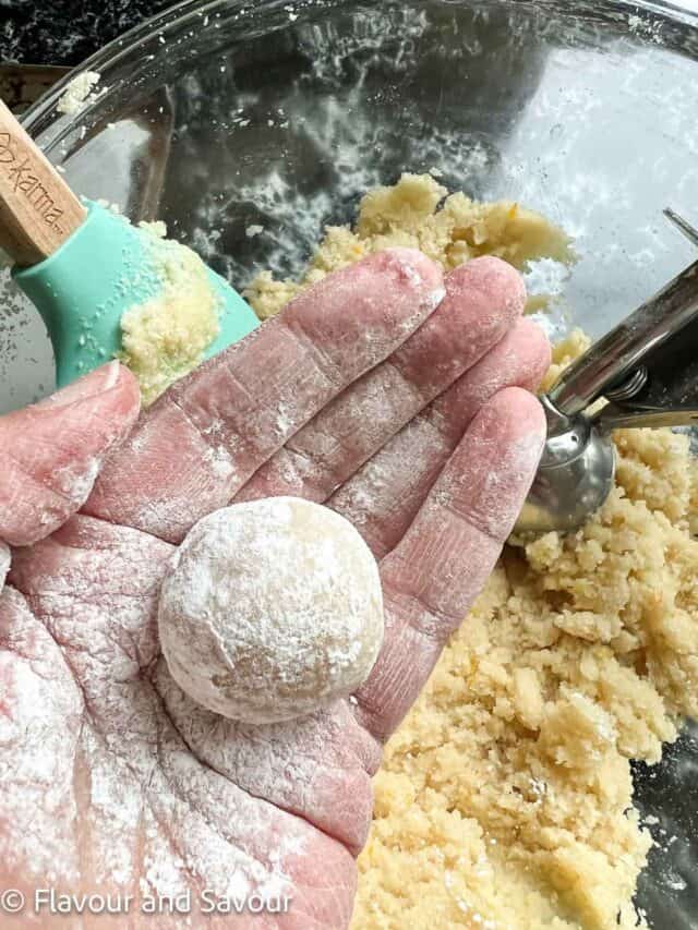 Soft and Chewy Italian Almond Cookies (Amaretti) - Flavour and Savour